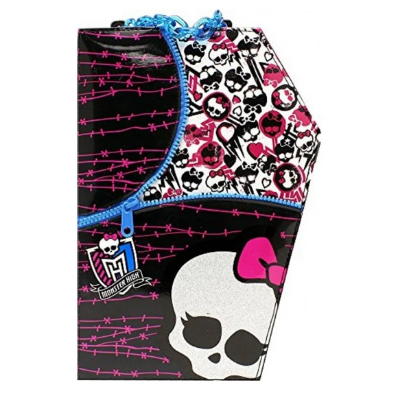 monster high | Toys | Monster High Coffin Doll And Accessory Storage ...